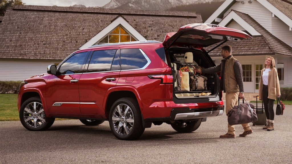 What 3 Row SUVs Does Toyota Have? | New and Used Auto Dealer